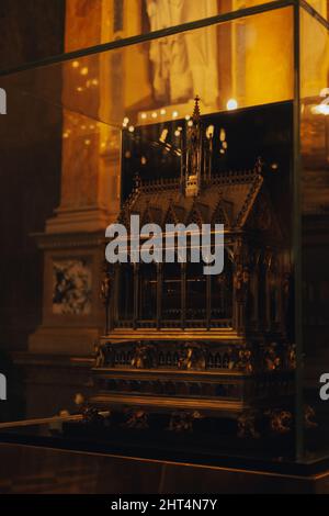 The Holy Right Hand of St. Stephen, in a chapel of the Basilica of St ...