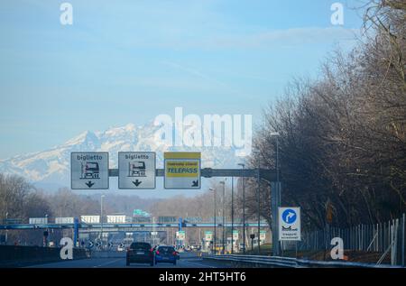 Closeup of street signs in Milan, Italy Stock Photo - Alamy