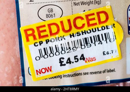 Yellow sticker reduced food in Supermarket shelf in England, UK Stock ...