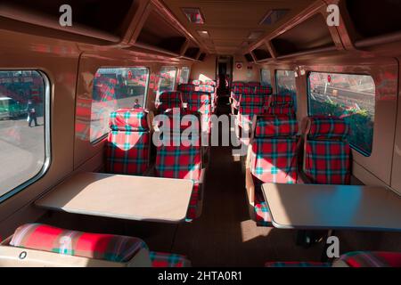 Class 370 Advanced Passenger Train Prototype APT-P Stock Photo - Alamy