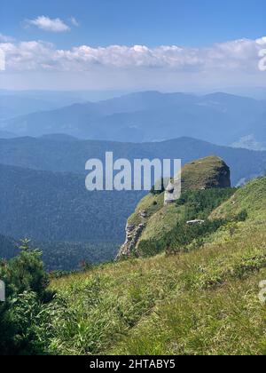 Stunning landscape of famous Ceahlau Massif mountains in Romania Stock ...