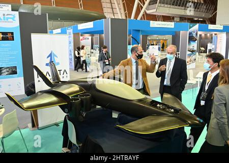 Manta Aircraft company's representatives presenting the modern VTOL ...