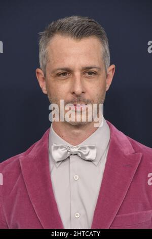 Jeremy Strong arrives at the 28th Screen Actors Guild Awards held at ...