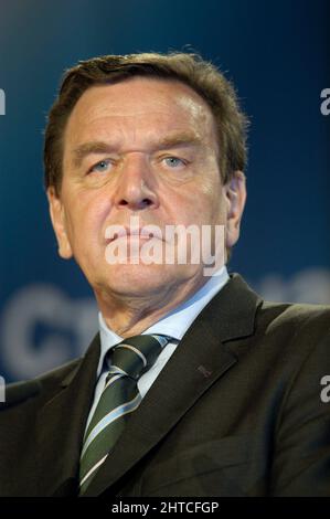 Former German Chancellor Gerhard Schroeder celebrated his 80th birthday ...