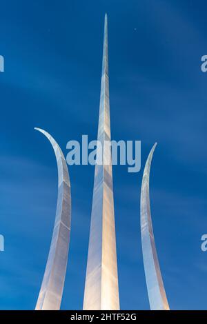 Air Force Memorial Pillars At Night Stock Photo - Alamy