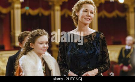 I'LL FIND YOU, (aka MUSIC, WAR AND LOVE), Connie Nielsen (left ...