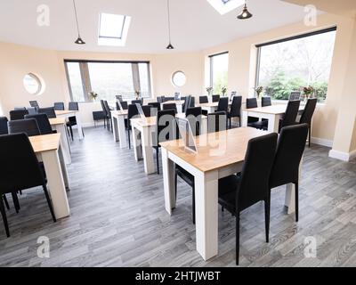 Compo's fish and chip restaurant and takeaway, Holmfirth, West ...