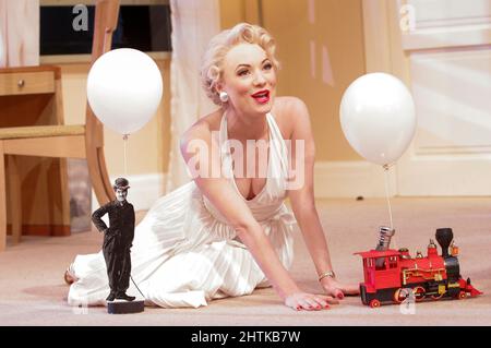 Statue of the actress Marilyn Monroe in front of a restaurant in the ...