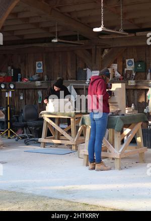 Stone mason workshop at York Minster restoration Stock Photo - Alamy