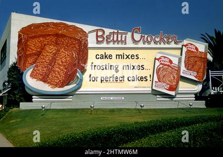 Betty Crocker cake mix billboard circa 1950s Stock Photo - Alamy