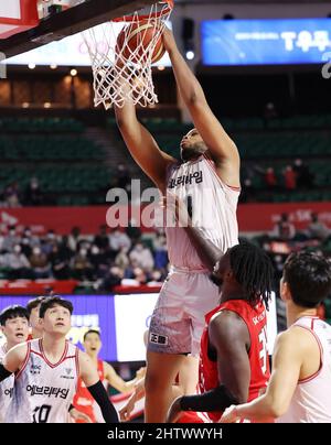 03rd Mar, 2022. Basketball: Seoul SK Knights vs. Anyang KGC Omari ...
