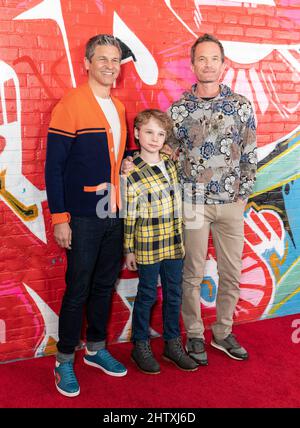 (L-R) Neil Patrick Harris, Gideon Scott Burtka-Harris, David Burtka ...