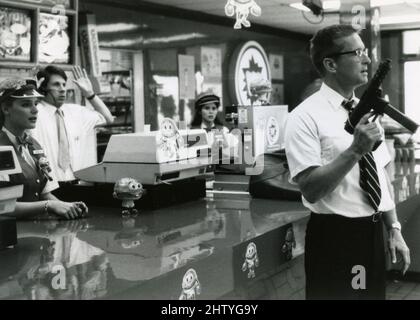 FALLING DOWN (1993) MICHAEL DOUGLAS FLD 019 Stock Photo - Alamy