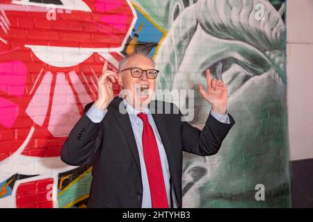 News reporter Charlie Pellett attends RiseNY’s official grand opening ...