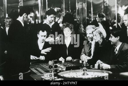 CROUPIER, Alex Kingston, Clive Owen, 1998 Stock Photo - Alamy