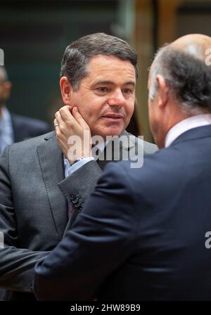 Paschal Donohoe, Irish Minister for Finance, speaks to Media outside ...