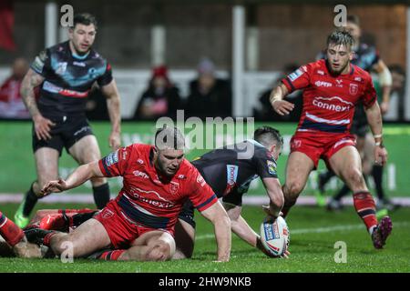 Lewis Dodd (7) of St Helens goes over for his second try Stock Photo ...