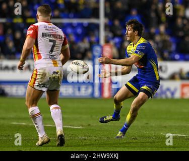 Stefan Ratchford #4 of Warrington Wolves makes a break during the ...