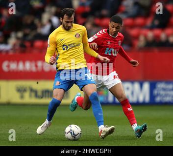 Sunderland's Arbenit Xhemajli during the Sky Bet League 1 match between ...