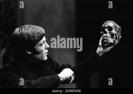 Actor Richard Chamberlain in the role of Hamlet at the Birmingham ...
