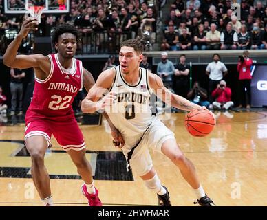 West Lafayette, Indiana, USA. 5th Jan, 2024. Illinois Forward COLEMAN ...