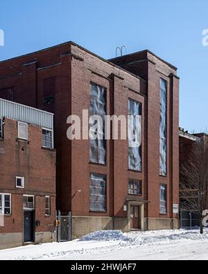 Industrial building in St. Louis Stock Photo - Alamy