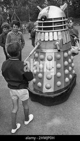 Dr Who's arch enemies the Dalek's pay a visit to Woolhampton Primary ...