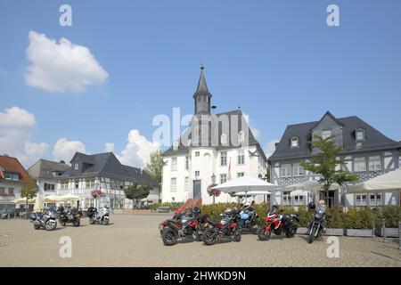 Old Market Square with Baroque Huguenot Church, built 1700-1705, in ...