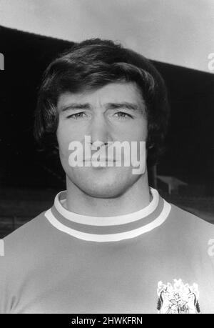 Gerald Sweeney Bristol City football player with Daily Mirror sponsored ...