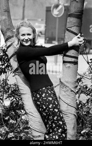 Actress Juliet Mills at the Inn on the Park to promote her new film ...
