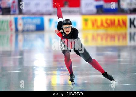 Lindsey Kent (CAN) on 500m women during ISU World Speed Skating ...
