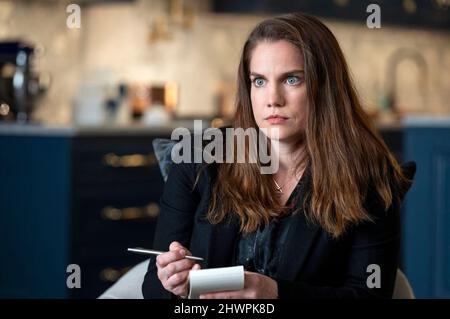 ANNA CHLUMSKY in INVENTING ANNA (2021), directed by DAVID FRANKEL and ...