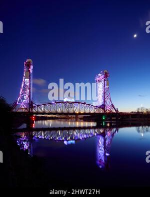 The Tees Newport Bridge is a vertical lift bridge spanning the River ...