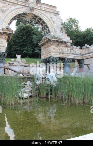 pond (roman ruins) at schönbrunn in vienna (austria Stock Photo - Alamy