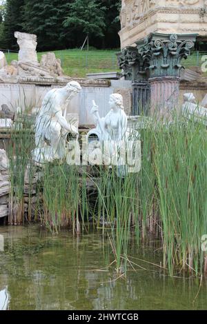 pond (roman ruins) at schönbrunn in vienna (austria Stock Photo - Alamy