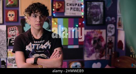 BACK TO 15, (aka DE VOLTA AOS 15), from left: Maisa Silva, Joao ...