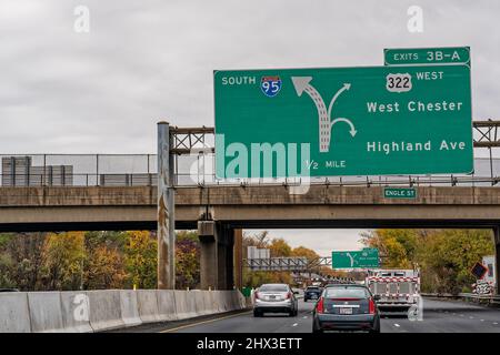 I 95 south sign interstate signage America Stock Photo - Alamy