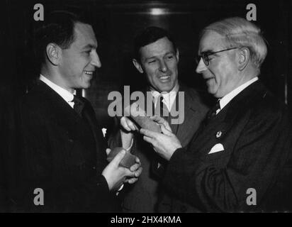 From left to right: Anti-tank missilemen with Anti-Armor Section ...