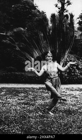 Kathakali dancer pictures Stock Photo - Alamy