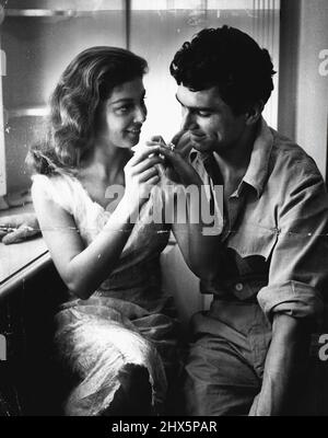 Vic Damone with wife Pier Angeli and son Perry, 1956 Stock Photo - Alamy