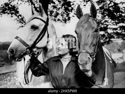 Miss Canada, 21 year old Jacquie Perrin attended and spoke at the ...
