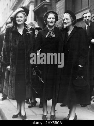Nephew of Mr. Churchill Weds Mrs. Churchill (left), with her daughters ...