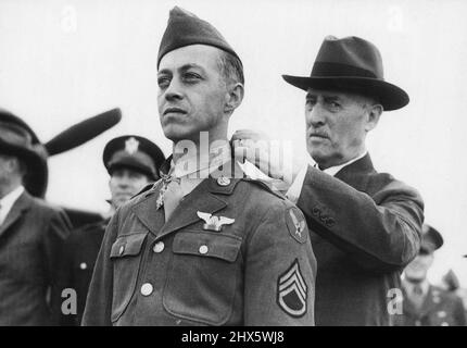 Secretary Of War Henry L. Stimson Presents The Congressional Medal Of ...