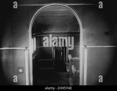 The flying boat "Canopus" of the Imperial Airways at take off Stock ...