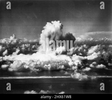 Bikini Atoll Vintage 1946 b&w image post war image of OPERATION ...