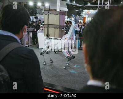 Japans maker Kawasaki humanoid robot called RHP Kaleido does a ...