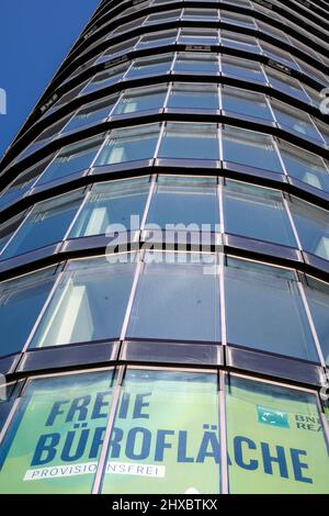 Vacant office space in Dusseldorf Medienhafen Stock Photo - Alamy
