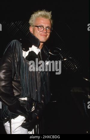 Billy Idol at the 1988 MTV Video Music Awards in Los Angeles ...