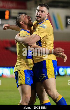 Mikey Lewis of Hull KR celebrates his try during the 2025 Betfred Super ...