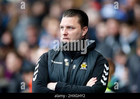 Mark Bonner manager of Cambridge United Stock Photo - Alamy